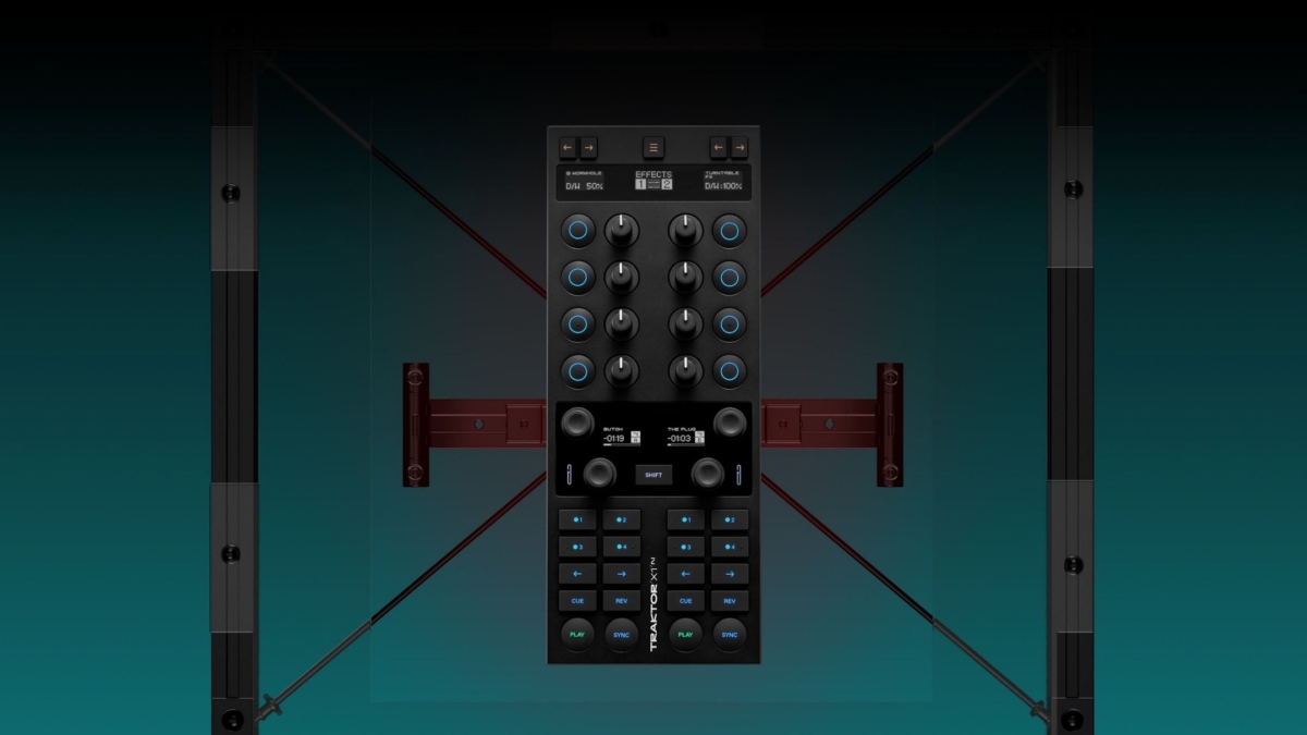 Crossfadr | Hands-On with the New Traktor X1 MK3 Controller